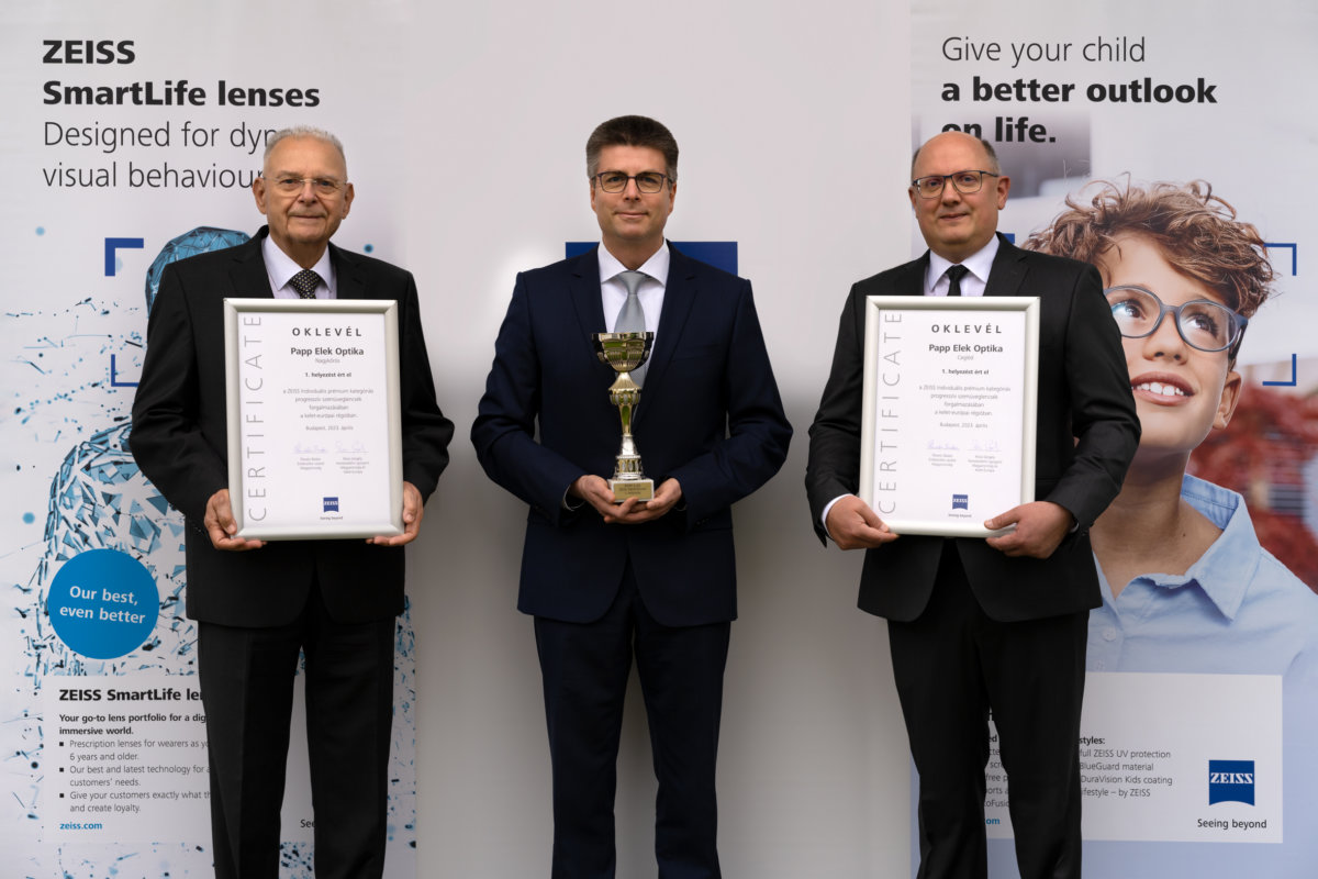 Papp Elek Optika ismét rangos elmerést kapott! - Ceglédi Panoráma